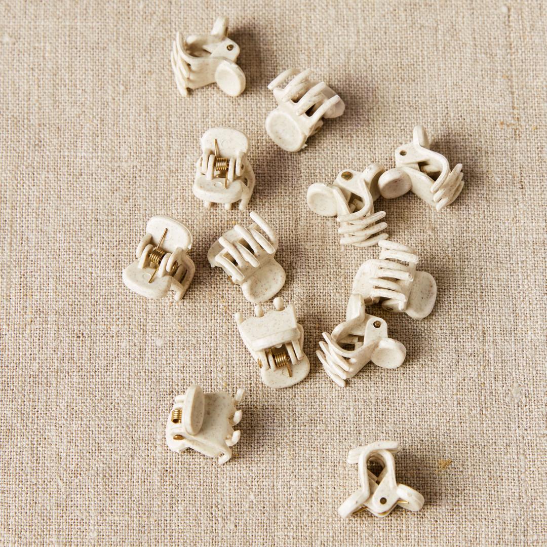 Claw Clips – Selected Yarns